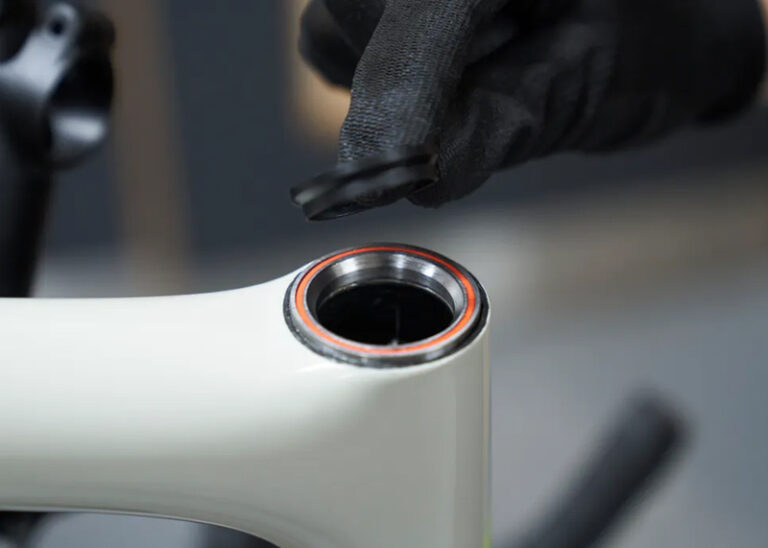 Understanding Headset Bearings: Types and Functions - FHD